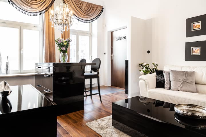 Househost Apartment:łobzowska 22 - Krakova