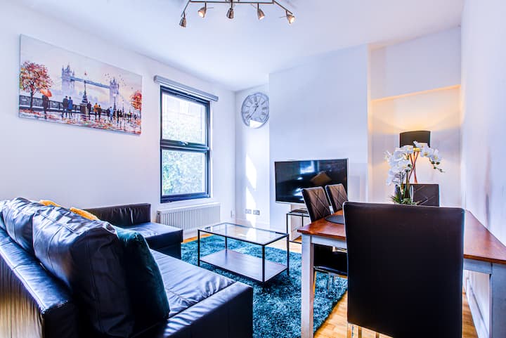 Peckham Plaza - 2 Bedroom Apartment - Londres
