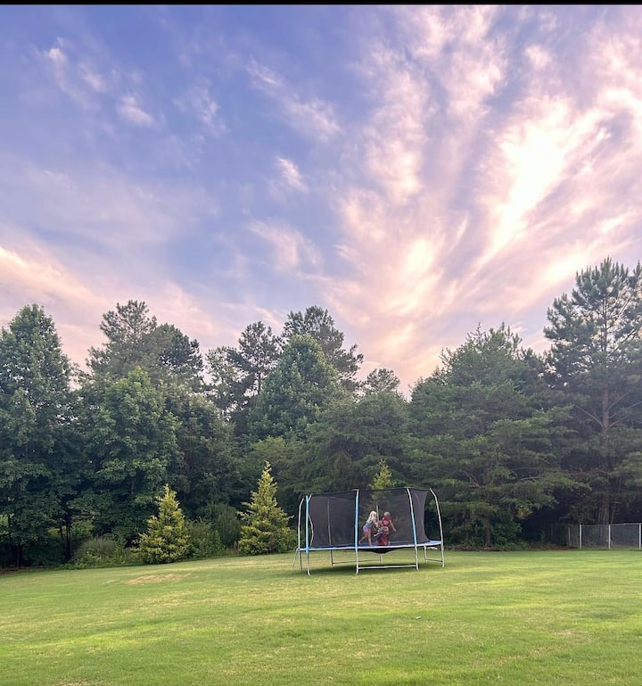 The Humble Bumble Ranch - Dayton, TN