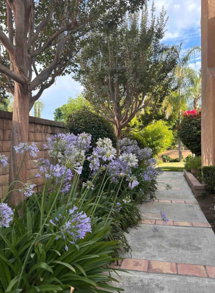 Serene Mountainview Retreat - Rancho Cucamonga, CA