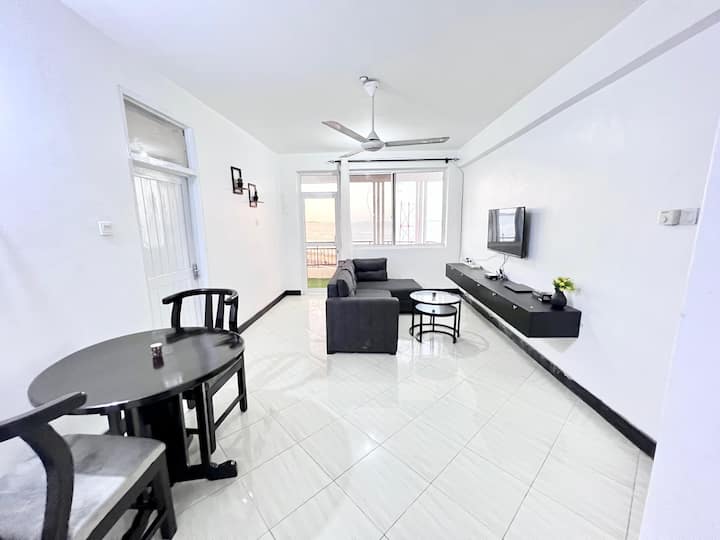 The Rooftop Apt In Downtown - Dar es Salam