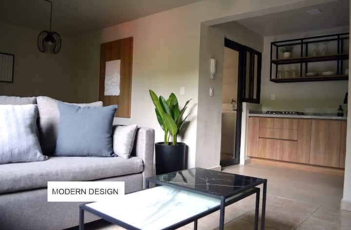 Depa Familiar Muy Cerca Del Nuevo Cosulado - Guadalajara