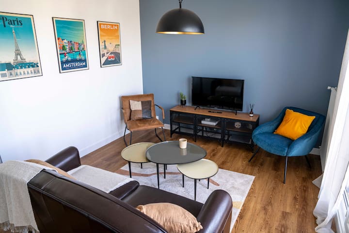 Appartement Neuf Avec Chambre - Cinéma Lux - 캉