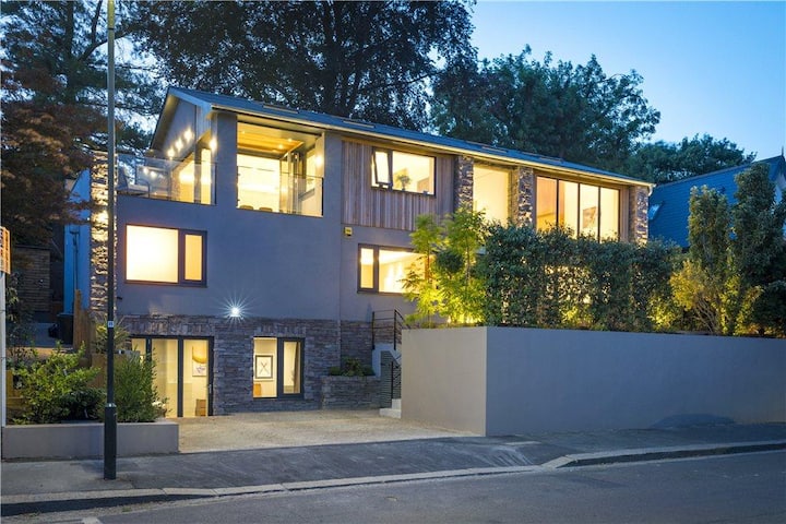 Luxury 4 Bedroom House In Wimbledon Village - London