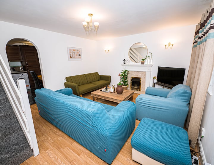 Heated 3br Home | Quiet Stay + Free Parking - Dartford