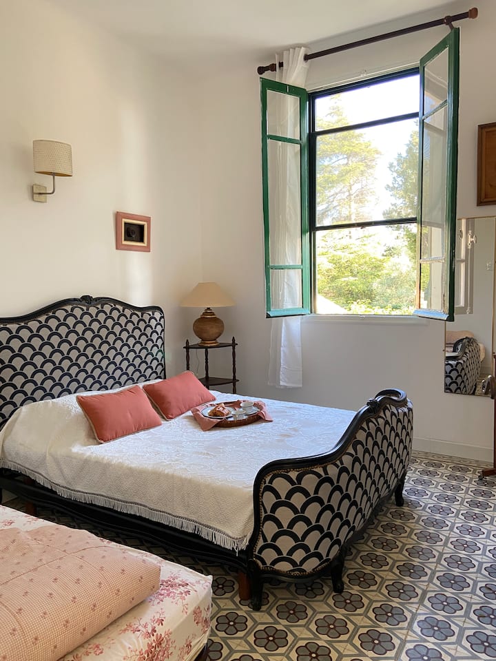 Charmant Haut De Villa T3 - Bandol