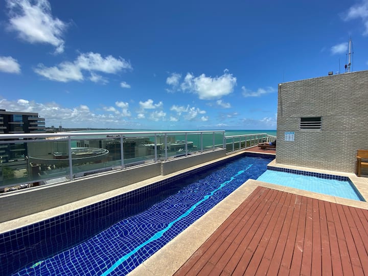 Apto 3 Qrts. Jatiúca. Beira-mar. - Maceió