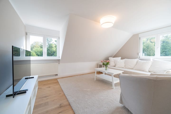 H46a-dg, Gemütliche 2-zi Wohnung Mit Großem Garten - Bad Homburg