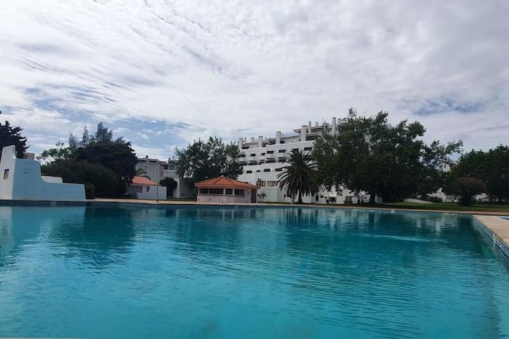 Oura Beach 5 Minutes Walk! Center Albufeira - Albufeira