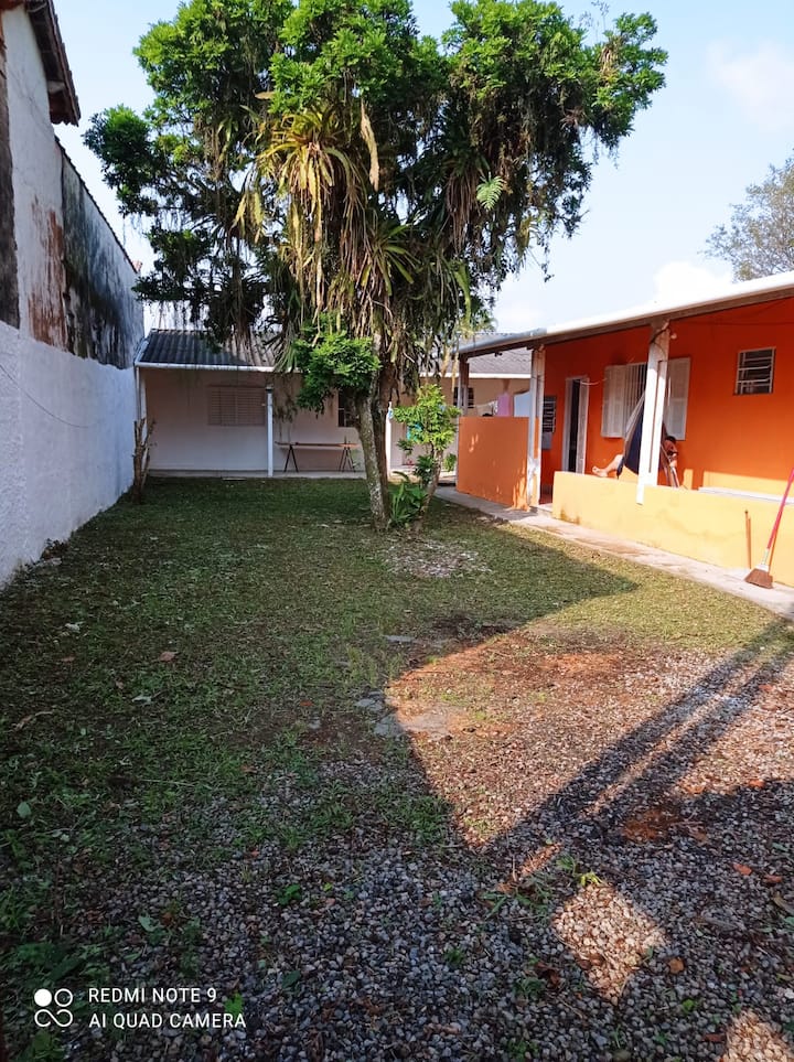 Casinha Perequê-acú 600m / Praia - Ubatuba