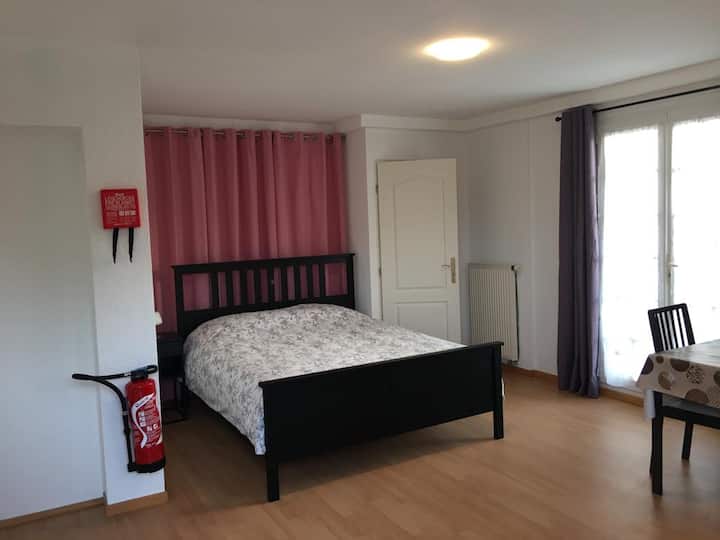 Magnifique Studio Neuf, Aménagé, à 5 Min D’yverdon - Yverdon-les-Bains