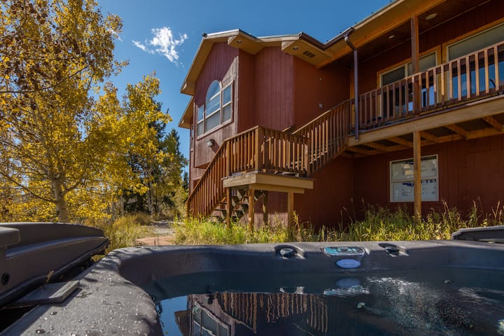 Scenic Cabin W/ Hot Tub - Fairplay, CO