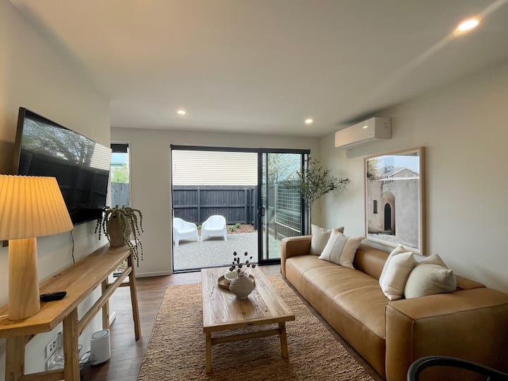 Chic Modern Apartment In Riccarton W/ Free Parking - Prebbleton