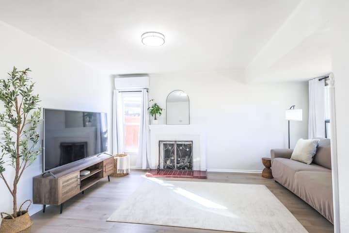 Foothills Hideaway Chic Oasis Quiet Neighborhood - San Dimas, CA