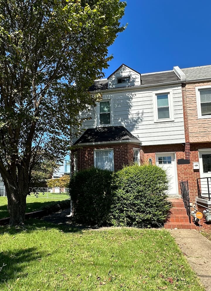 Modern Dc Home Available - Washington, DC