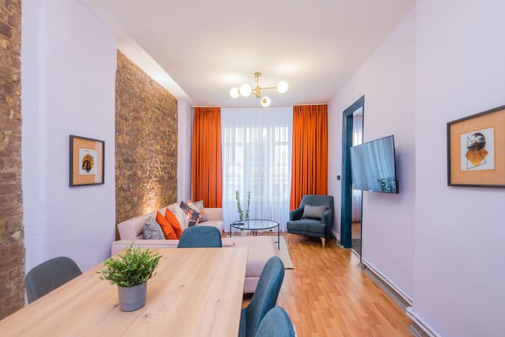 Large Comfy New 2bedroom Apartment In Galata - Beyoğlu