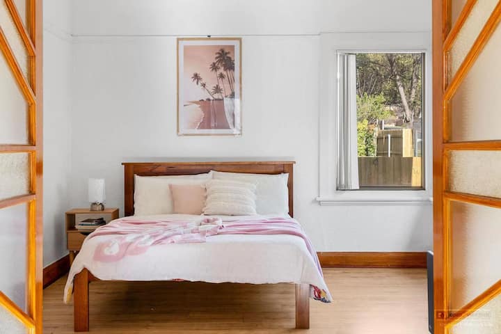 Glenorchy 3 Bedroom Unit - Hobart