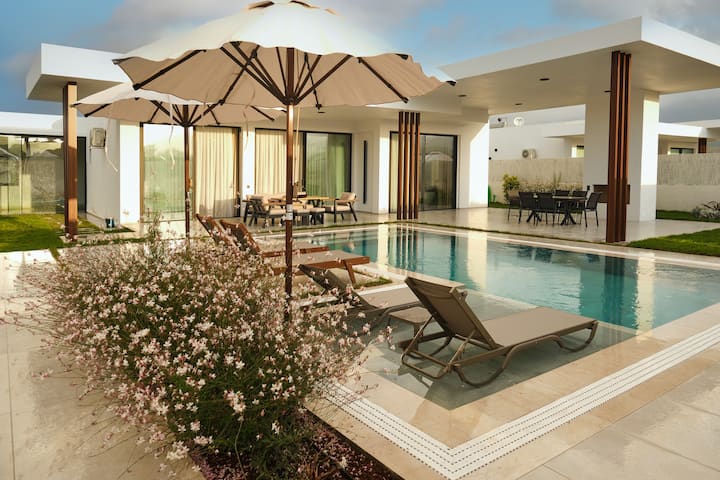 Ashta / Gold Suite Kapalı Ve Sıcak Havuzlu - Fethiye