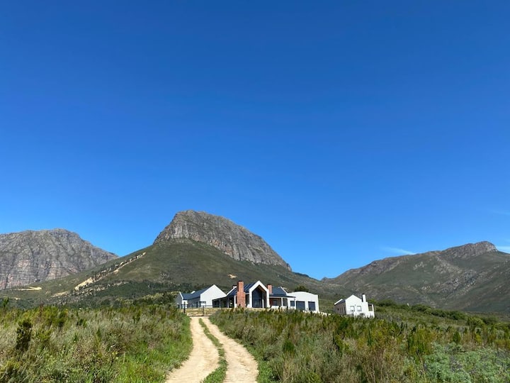 Sneeukop Mountain House - Paarl