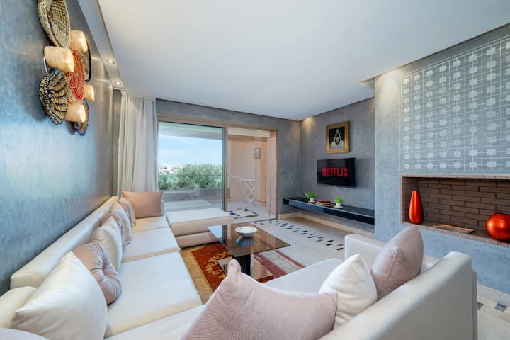 Comfy 2br, Pool, Golf View & Central Access - Marrakesh