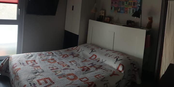 Chambre Tout Confort Dans Maison - Mâcon