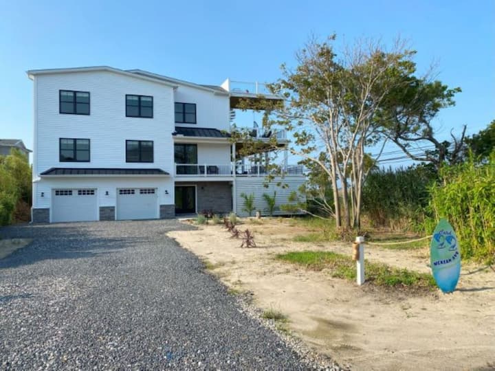 Ocean Block House In Dewey Private Beach-sleeps 16 - Dewey Beach, DE