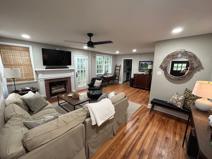 Cozy 3 Bedroom Home! - Augusta