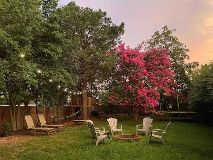 Family Friendly, 2 Bed Unit | Fenced Yard | Pets - Richmond Raceway