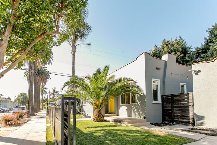 Beach Getaway Gem | Hot Tub, Game Room, Modern, Ac - Carson