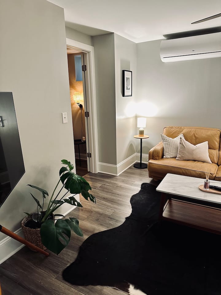 Fully Updated Bayview Charmer Near South Shore - Milwaukee