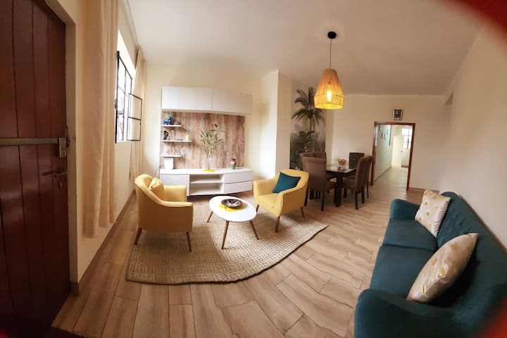 ¡Casa Cerca Al Malecón De Miraflores! - Lima