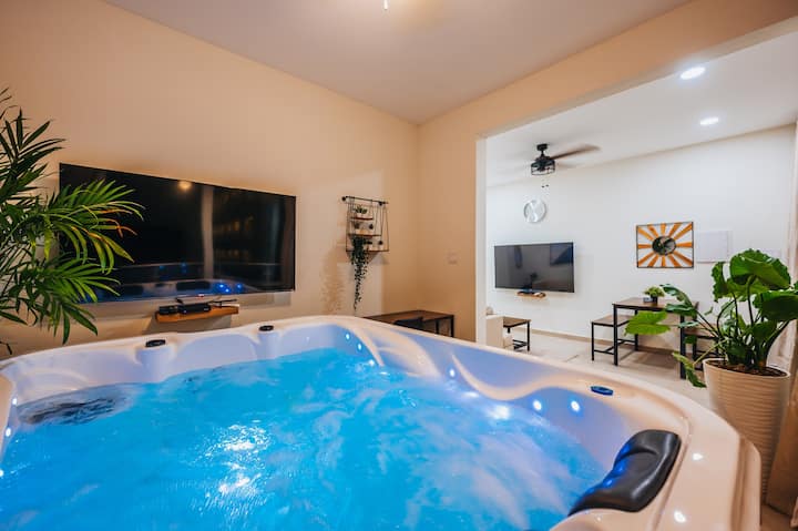 Sun Cocorobana 8, One Bedroom Indoor Jacuzzi - Aruba