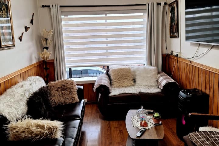 La Casa De Los Tres - Natales