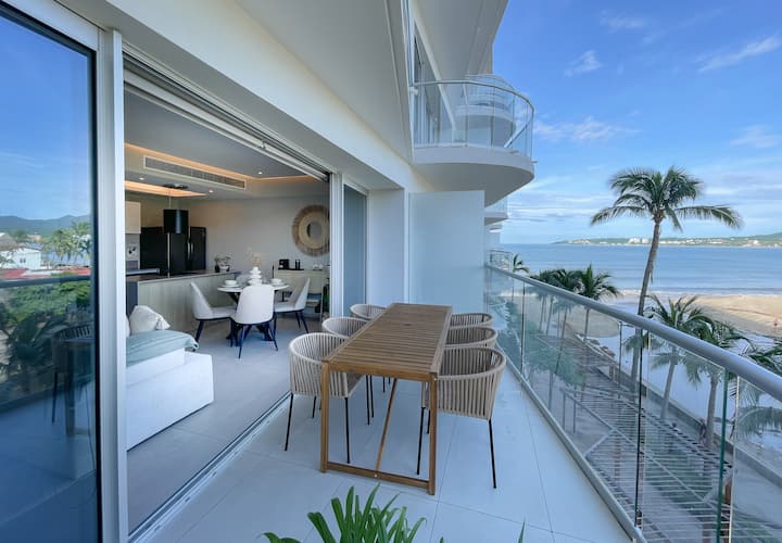 Beachfront 2br Condo In Bucerias - Bucerías