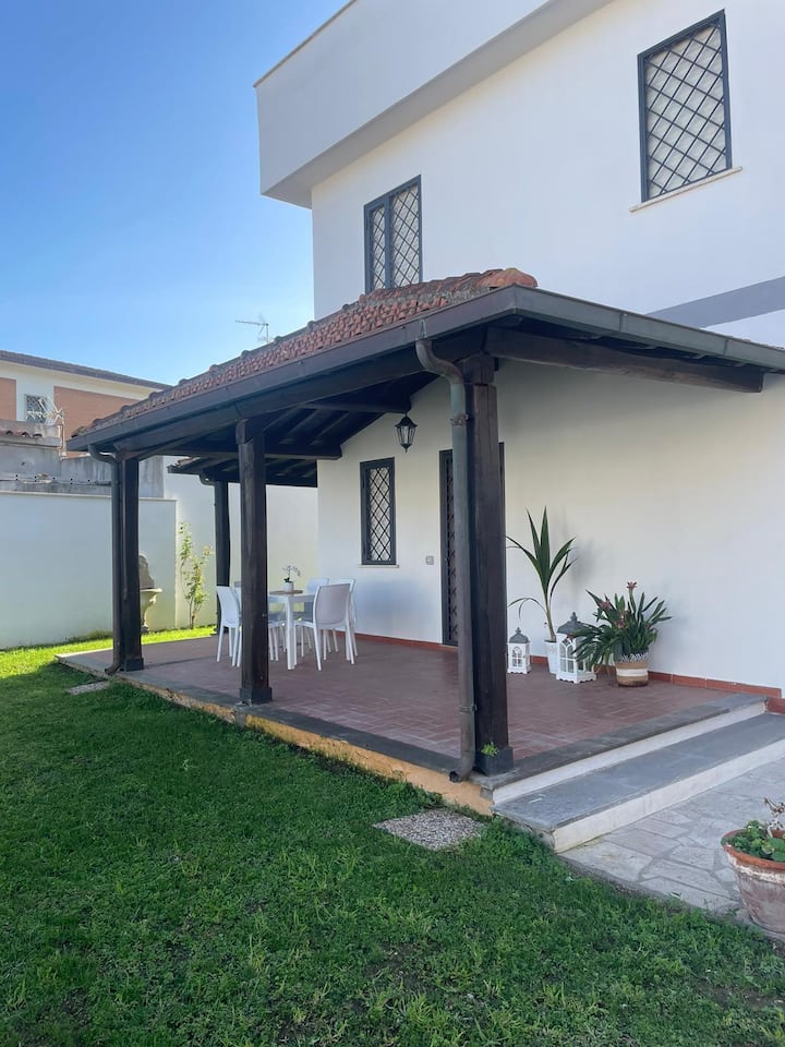 Ricky- Relax Mare Aeroporto - Aéroport de Rome Leonardo da Vinci - Fiumicino (FCO)