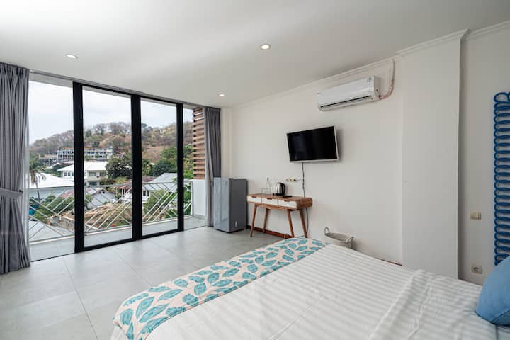 Spacious 1 Br Superior Double In Labuan Bajo - Labuan Bajo