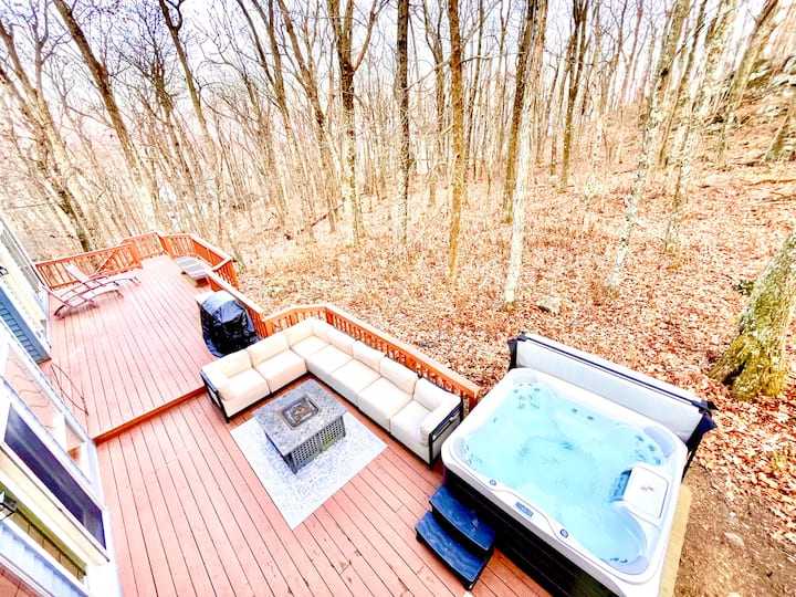 Luxurywintergreen 5bd•hottub•sleep-16•dog Friendly - Nellysford, VA