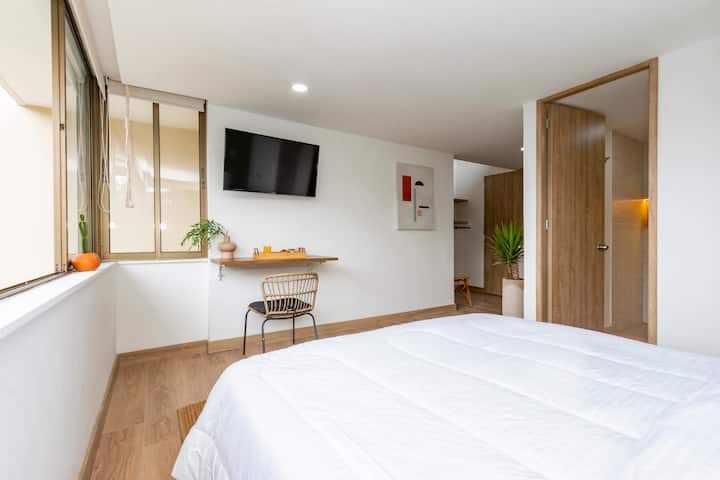 Laureles Apt-big Windows-smart Lock- A/c - Medellín