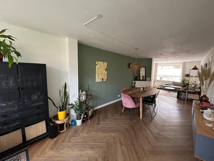 Ruim Appartement Met Tuin - Utrecht