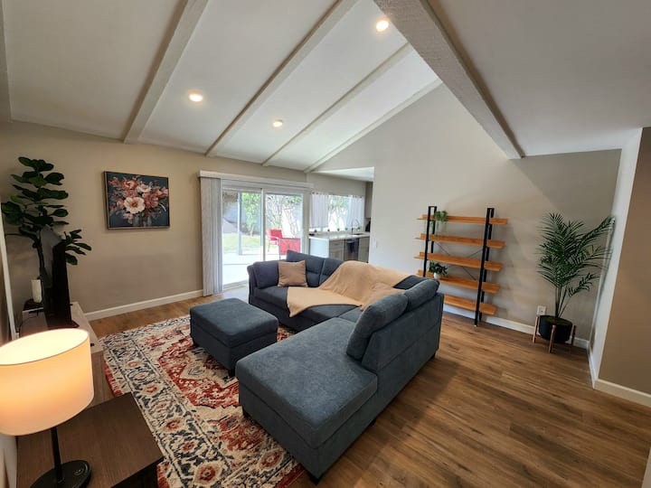 Family-friendly Oasis Near City Of Industry - Hacienda Heights, CA