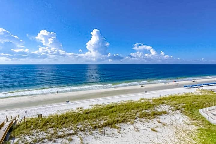Gulf Shores Beachfront Condo-family Friendly! - Gulf Shores, AL