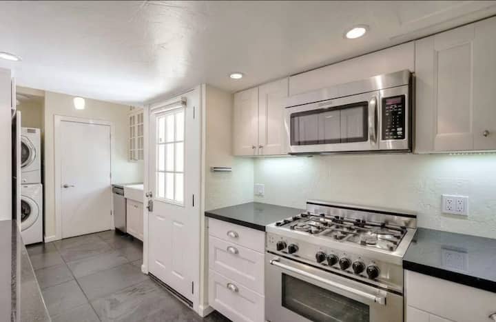 Newly Renovated — 2br & Office. Baby Friendly! - 샌 라파엘
