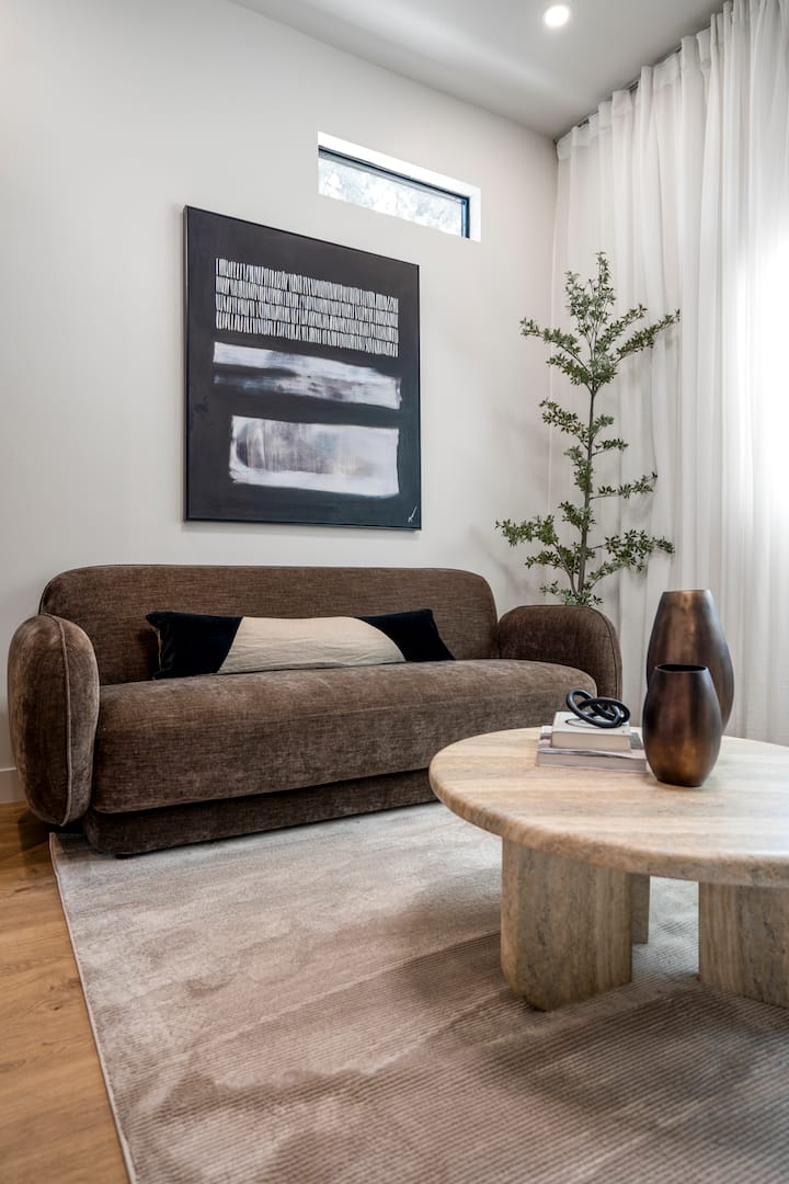Nature-inspired Living N Houston’s Trendy East End - Houston, TX