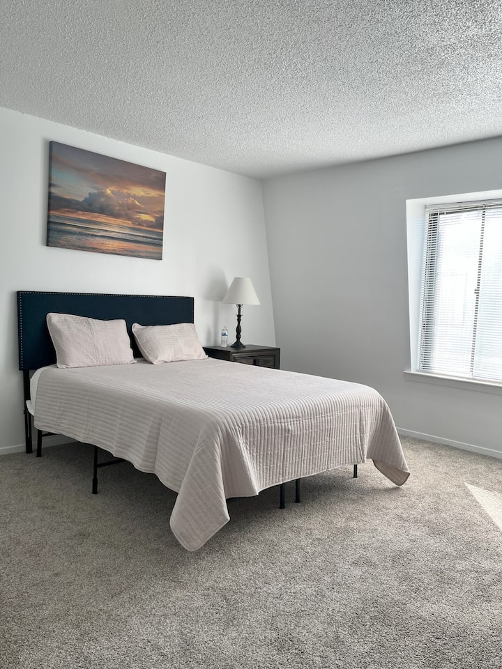 Central Germantown Townhouse - ジャーマンタウン, TN