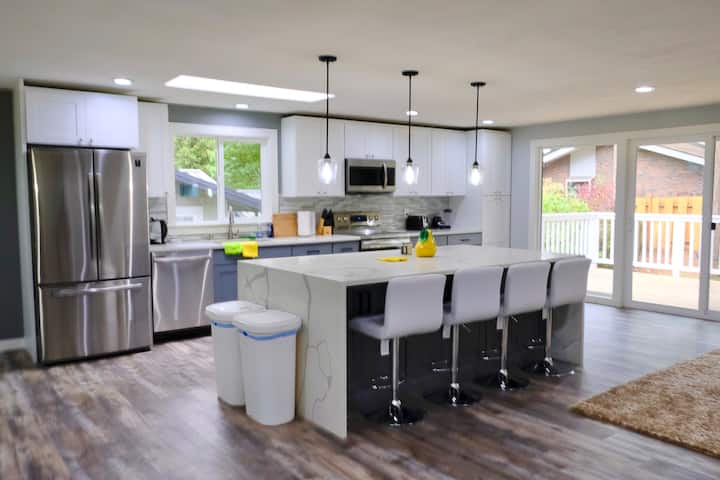 4bedroom，3bathroom，new Build，whole Villa - Bellevue, WA