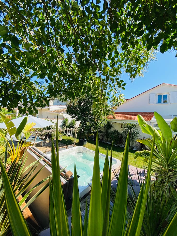 ÉVasion Tropicale Villa D'artiste & Jacuzzi Privé - Mérignac