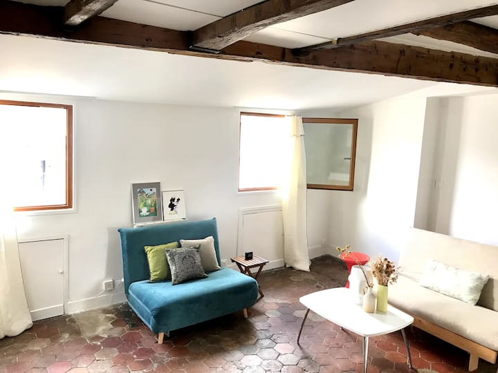 Charming Top Floor Apartment With Beautiful View - Paris