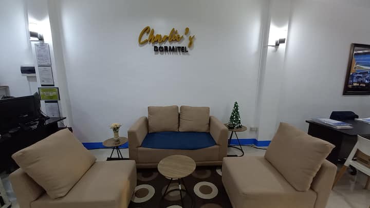 Charlie's Dormitel - Butuan