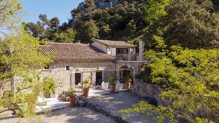 Superbe Mas Xvii Dans Le Luberon - Luberon