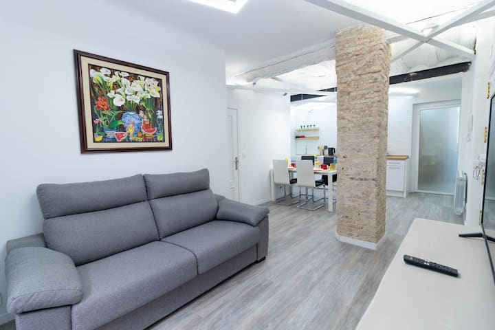 Free Parking | 24 H Check-in | City Center | New - Zaragoza